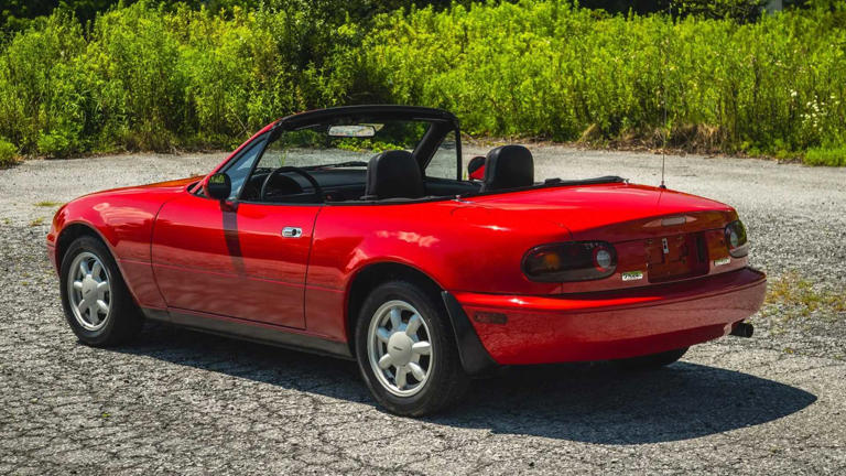 The Japanese sports car the collector market forgot to inflate 62 /1000