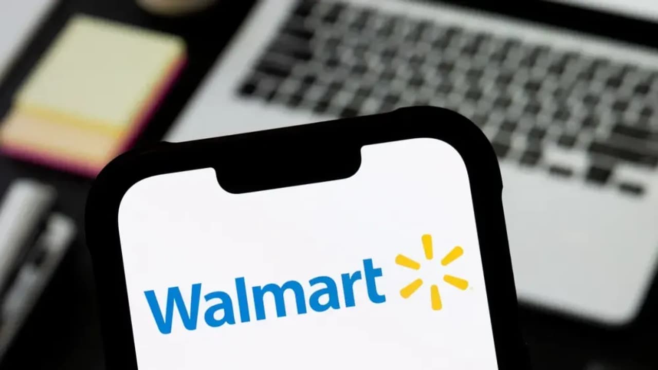 Walmart’s OnePay Launches Its Own Wireless Plan: Report