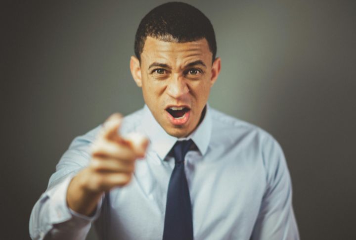 20 Mistakes Emotionally Immature People Make In Conflict