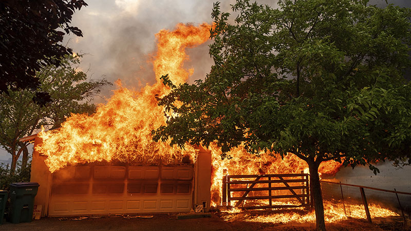 Rapid wildfire burns historic gold mining town in California