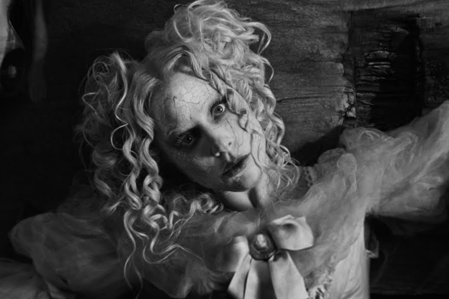 Lady Gaga Teams Up with Tim Burton on Spooky Music Video for 'The Dead ...