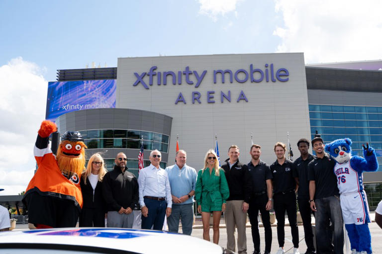 Xfinity Mobile Arena sign unveiled