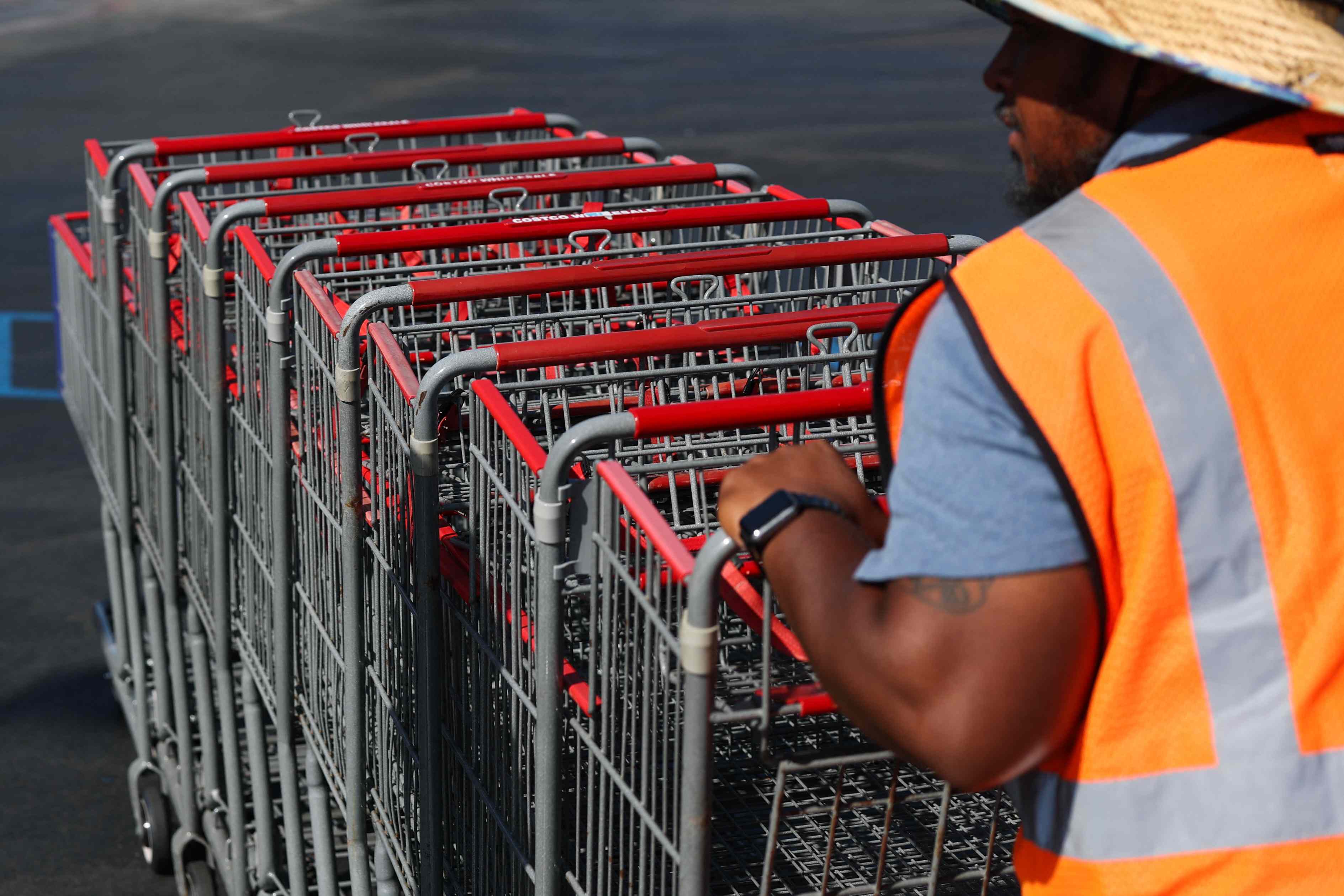 Minimum Wage Hikes Don’t Just Raise Pay—They Can Make Jobs Better, New ...