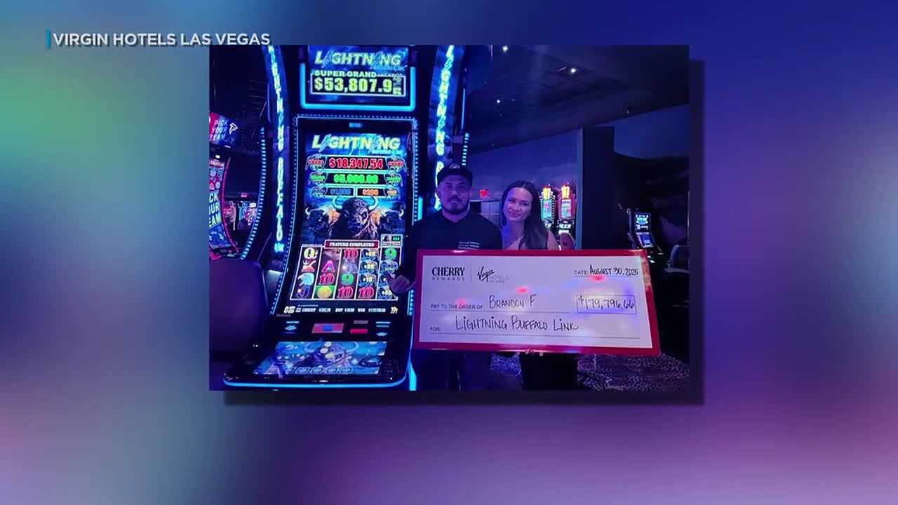 Hawaii man wins $180K jackpot at Las Vegas off-strip casino