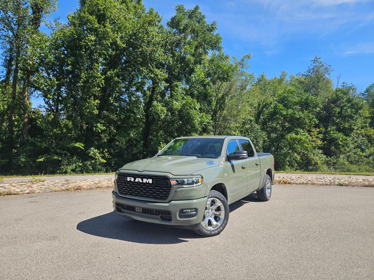 We Drove the Ram 1500 with the Reborn Hemi V-8 Engine