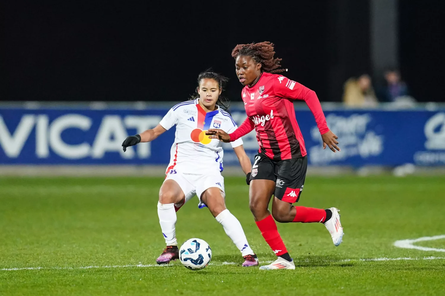Official – PSG announces a new signing and a loan!
