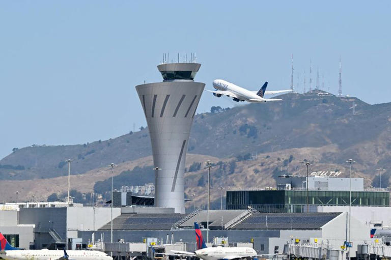 Terrified flight passengers 'shaken up' as plane collides with another ...