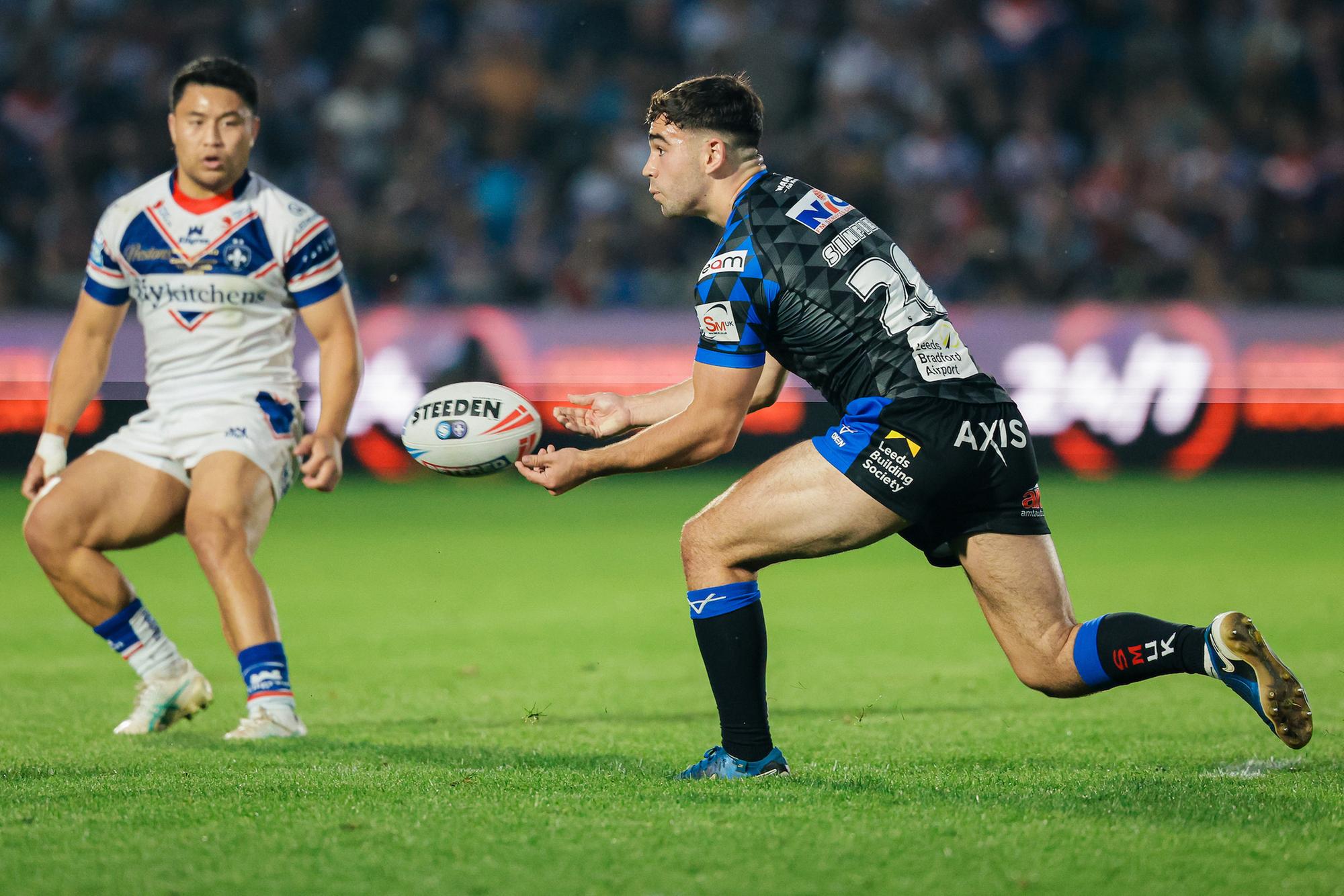 Leeds Rhinos secure top spot and home Grand Final as Riley Lumb scores ...