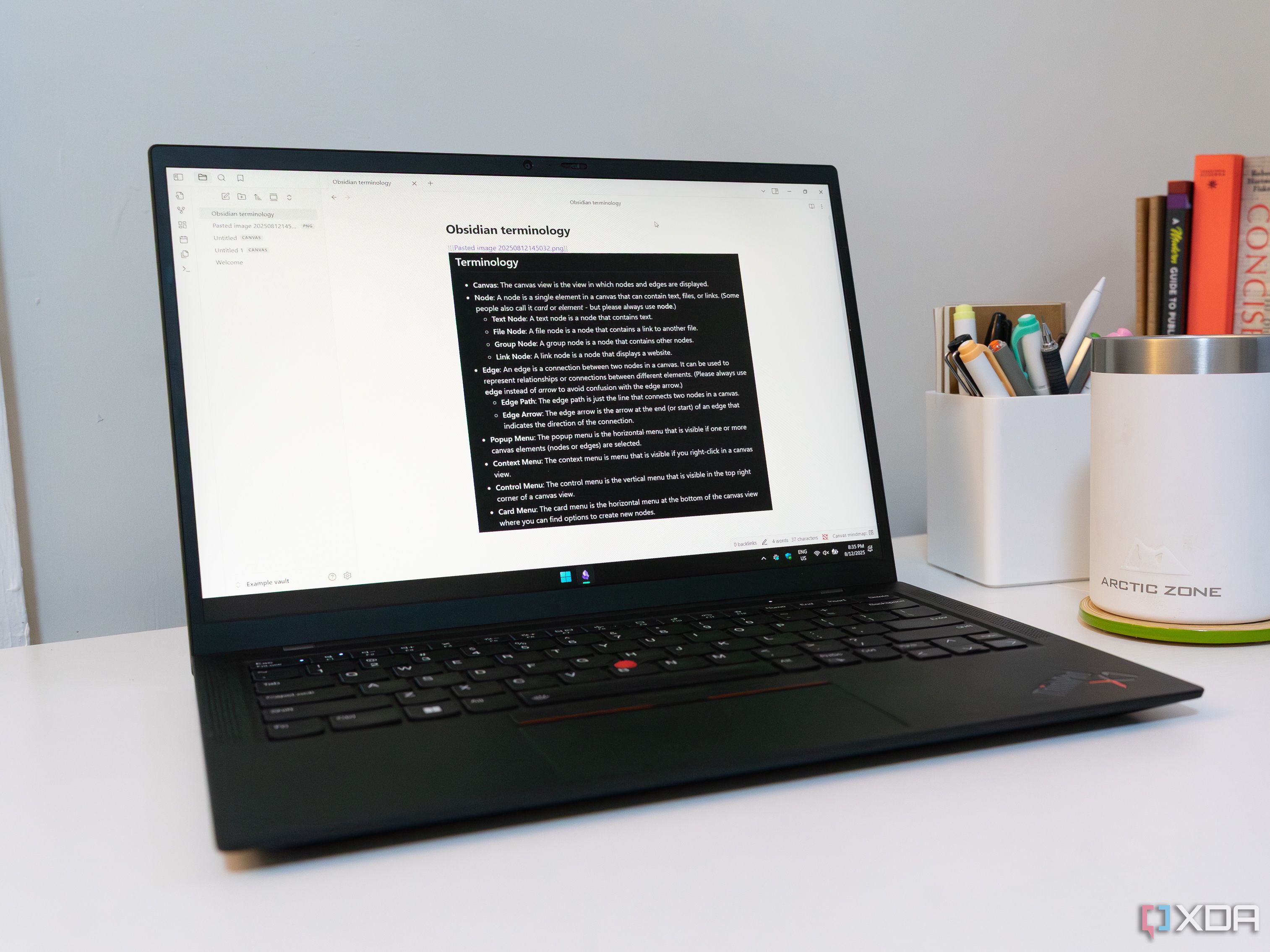 This free Obsidian plugin syncs Karakeep to your notes, and it's amazing