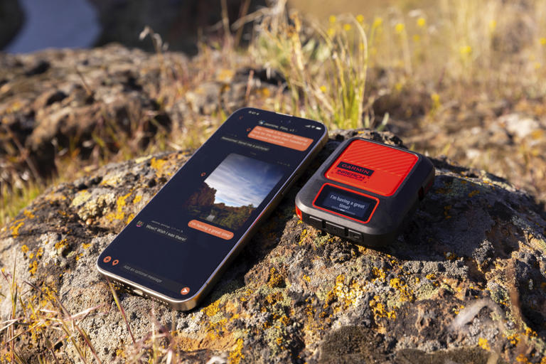 Garmin’s First Handheld GPS With Camera, Voice, and More: GPSMAP H1i ...