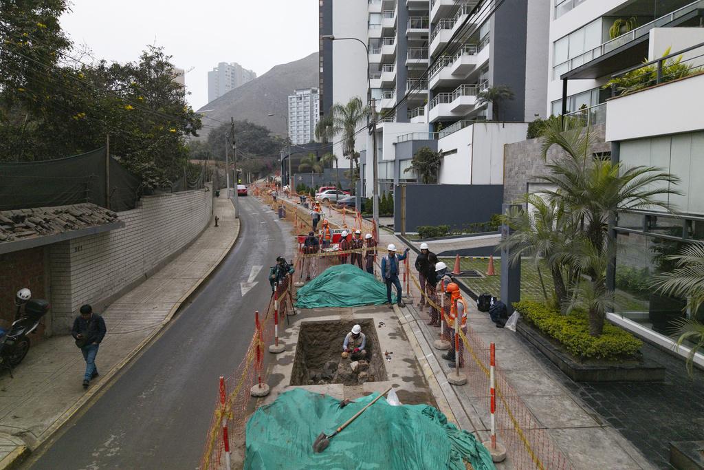 Archaeologists uncover pre-Inca burial sites beneath Lima neighborhood ...