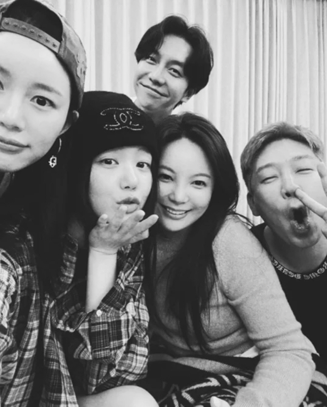 MC Mong's last greeting before studying abroad for depression...Lee Seung-gi ♥ Beautiful ...