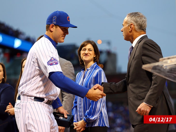 Anthony Rizzo's World Series Ring Rescued From Bottom Of Lake Michigan