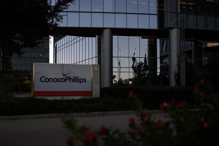 ConocoPhillips Is Cutting Up to a Quarter of Its Workers. The Stock Is ...