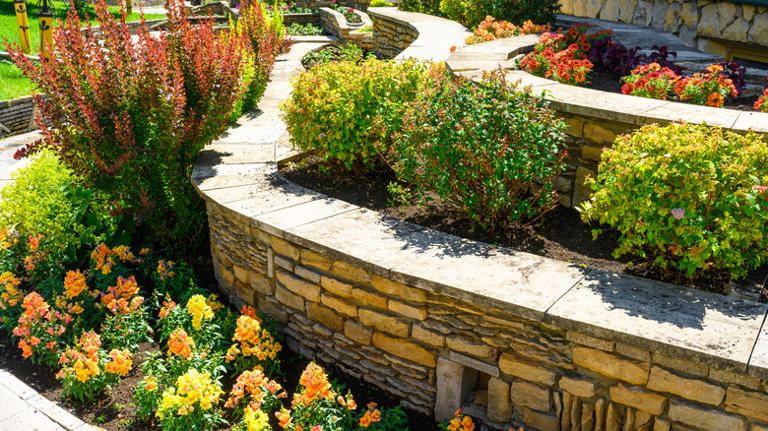 One Major Mistake To Avoid When Building A Retaining Wall In Your Backyard