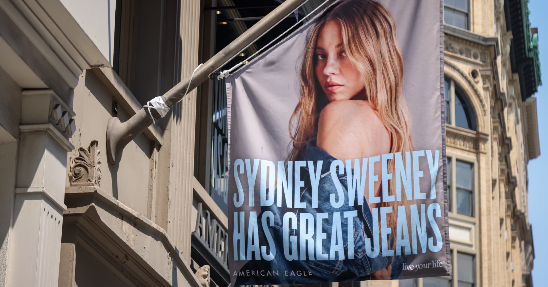 American Eagle stock soars 20% as retailer says Sydney Sweeney campaign is 'best' to date, beats ...