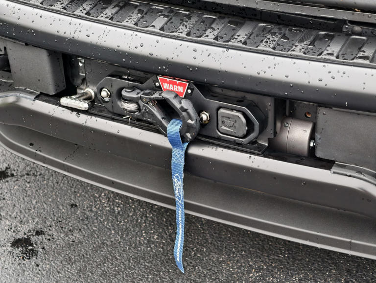 I Drove A Base-Model 2025 Diesel Ford F-250 And Was Shocked By How Good ...