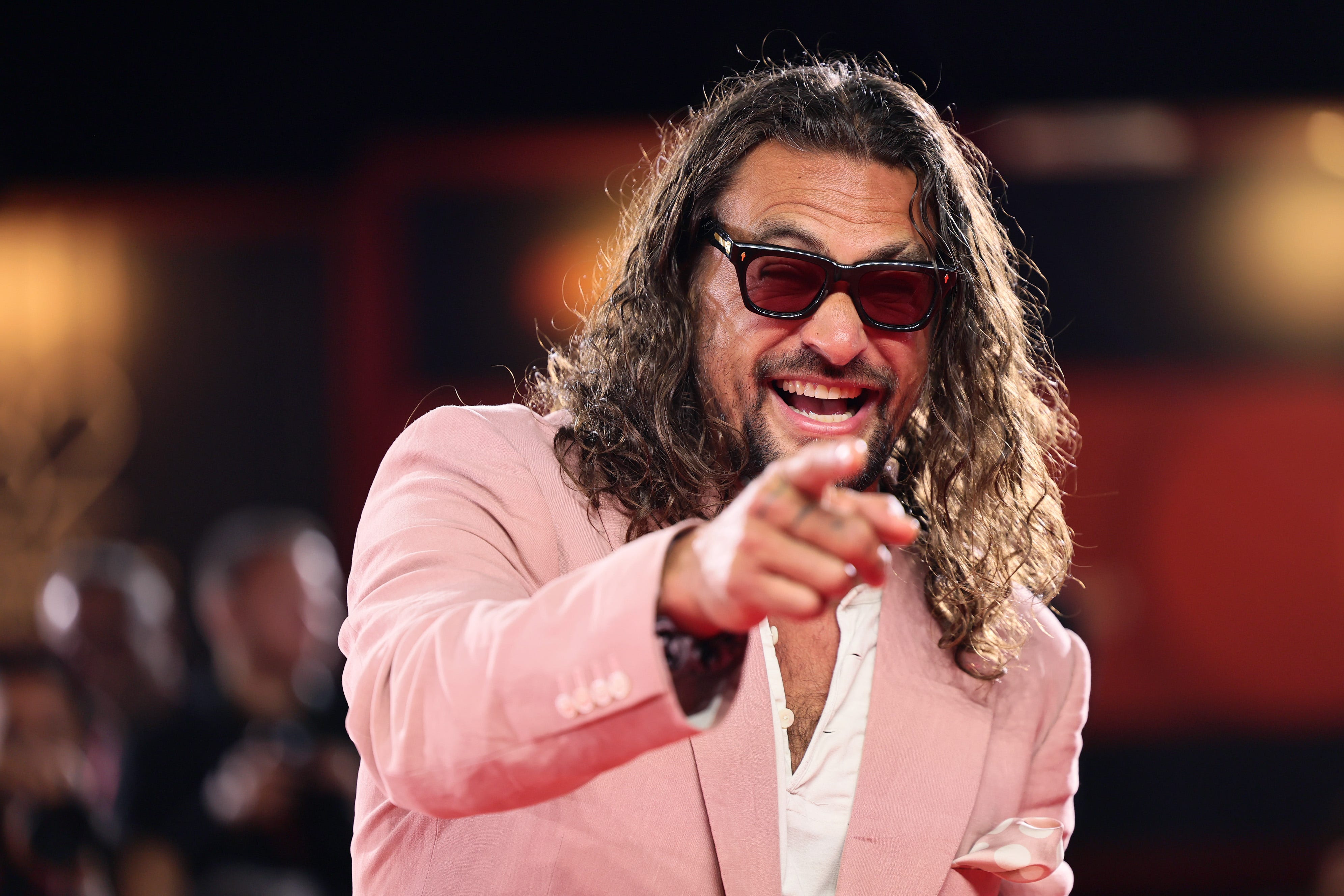 See Jason Momoa, Oscar Isaac, more stars arrive at Venice Film Festival ...