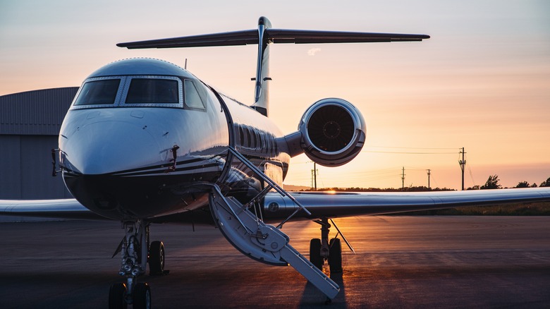 Empty-Leg Flights: How To Find A Cheap Private Jet Getaway