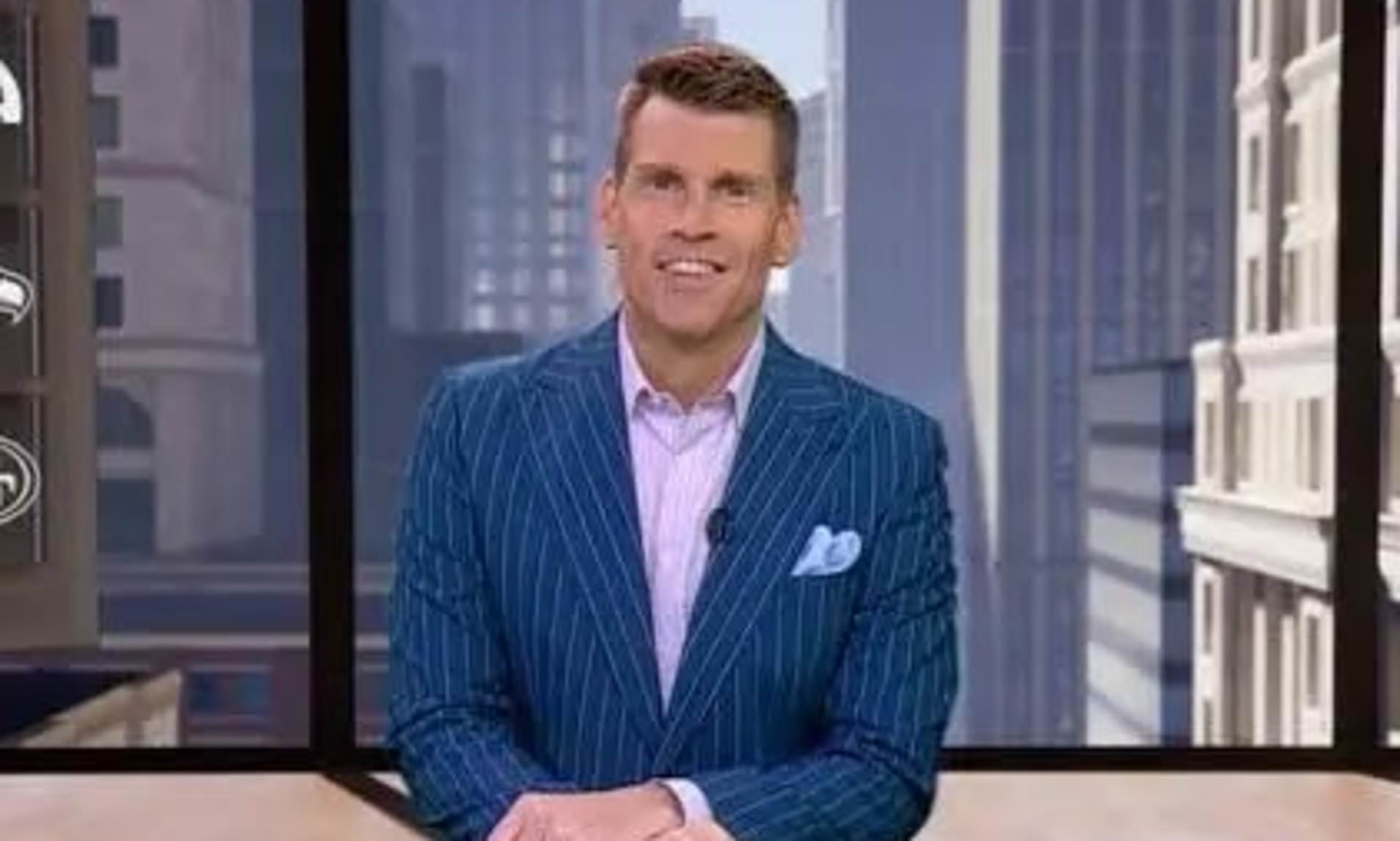 NFL fans in meltdown as it emerges iconic RedZone show will now air ...