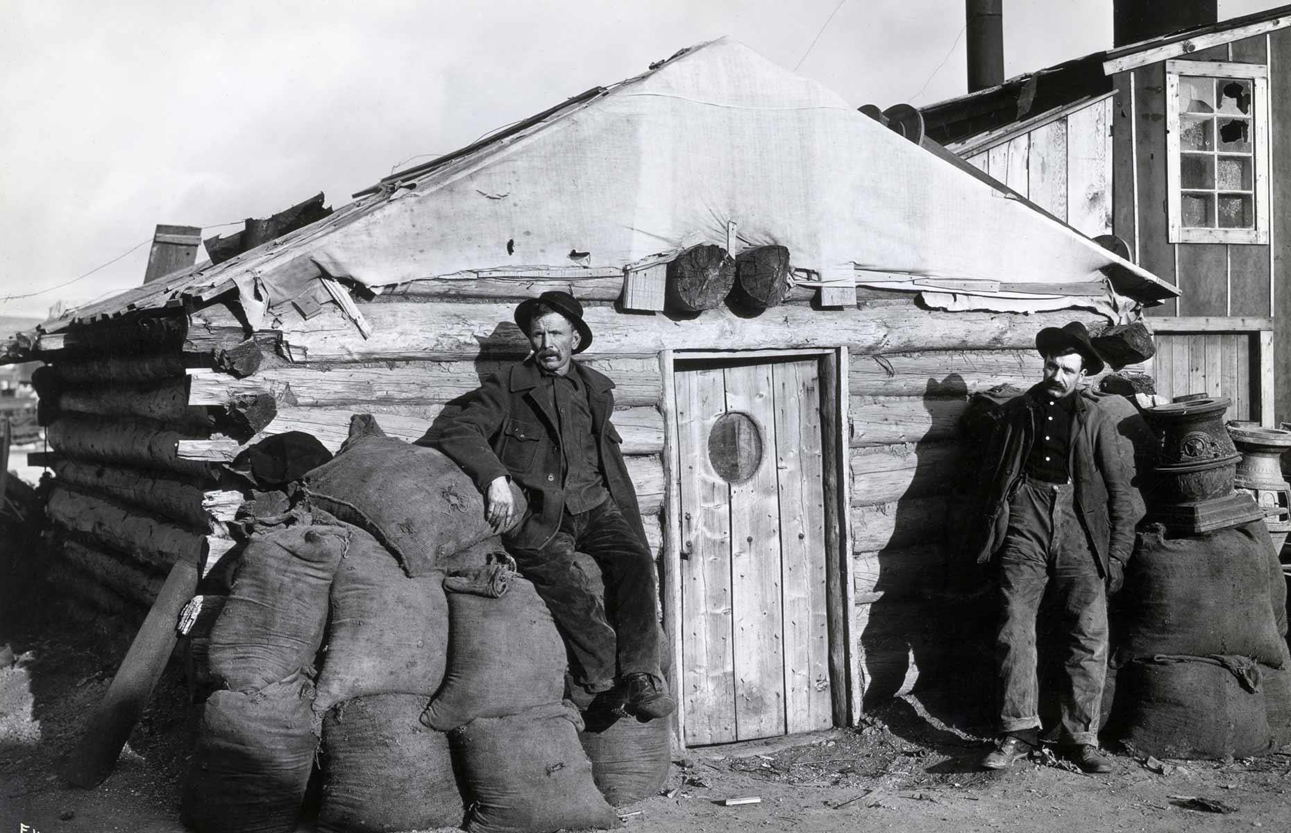 Rare photos of Alaska before America