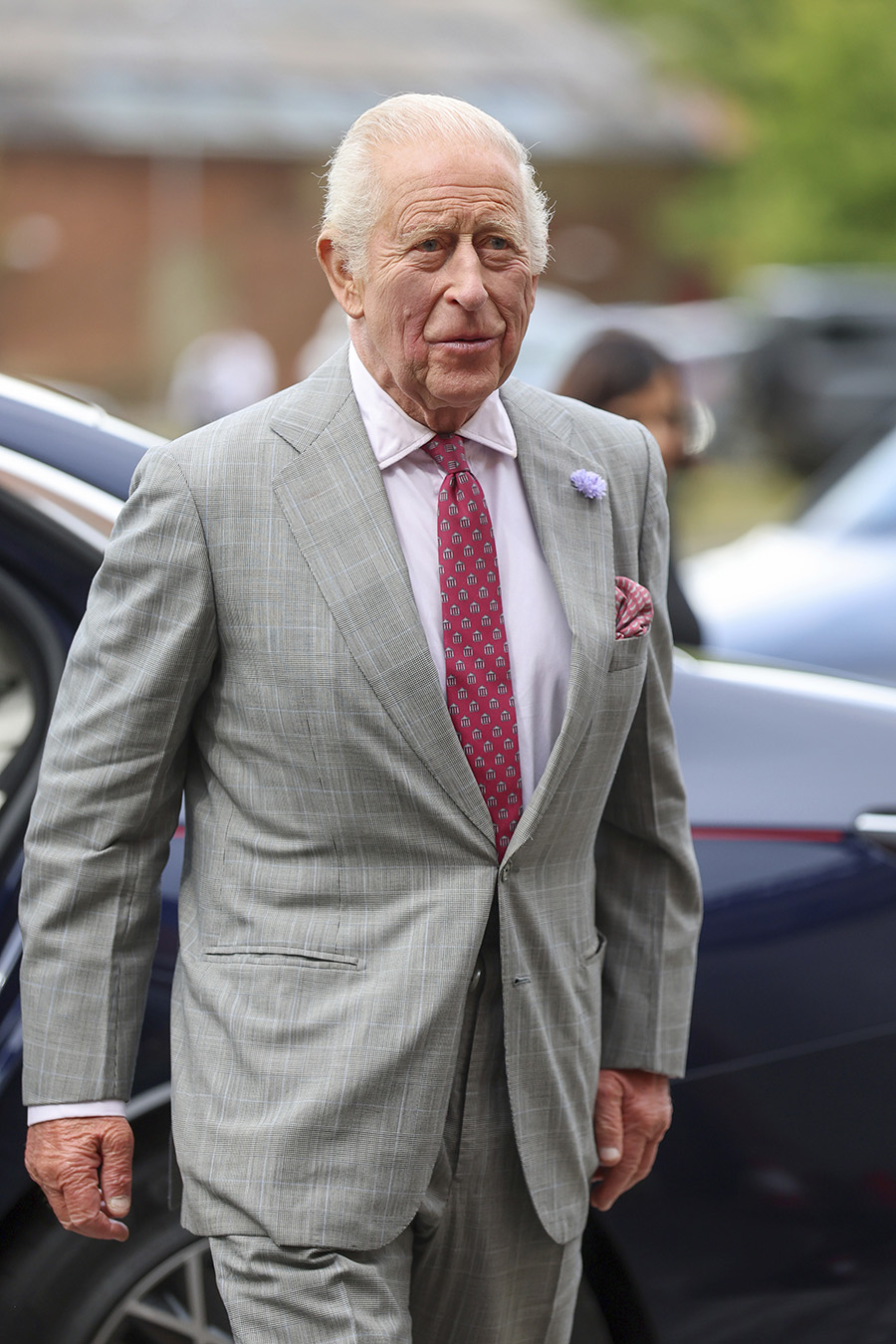Kung Charles portar prins Andrew och exfrun från festen