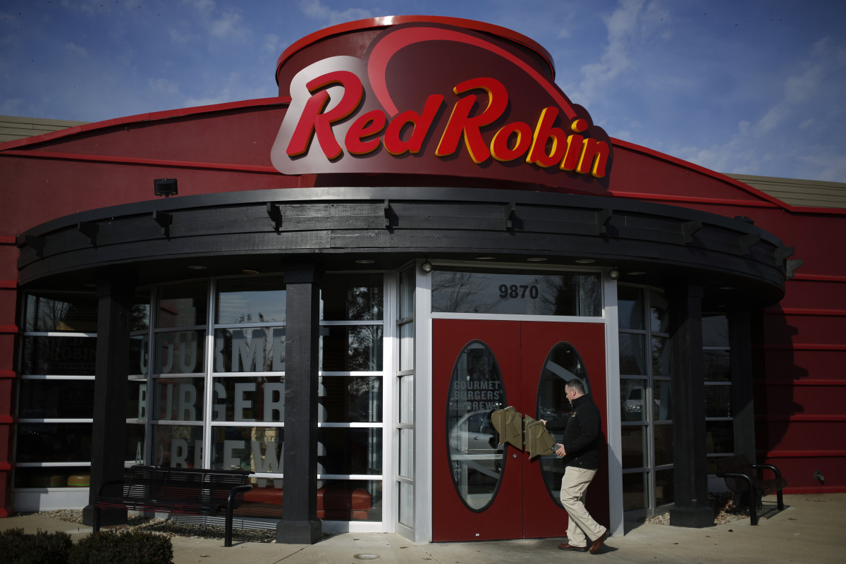 Red Robin's Menu 'Upgraded' With New Dr Pepper and Coca-Cola Drinks