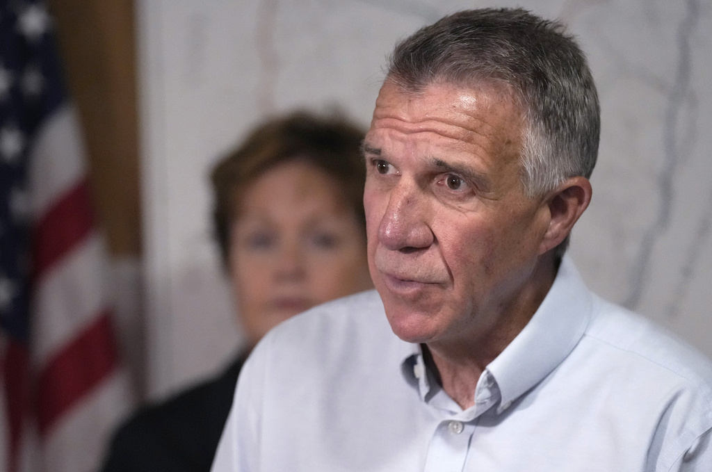 Questions linger as state officials plan a return to office for Vermont ...