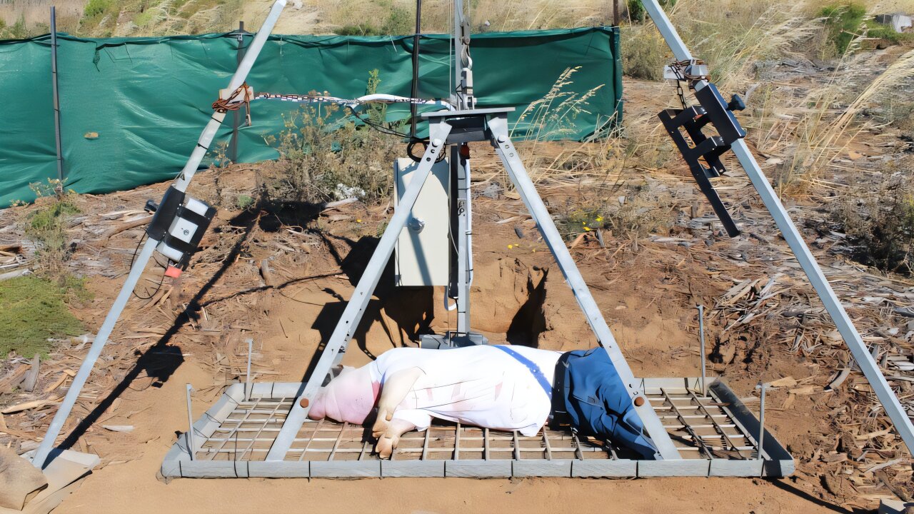 How do bodies decompose? Cape Town forensic scientists are pushing ...