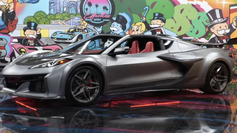 Shaq’s Corvette Z06 Is Large And In Charge