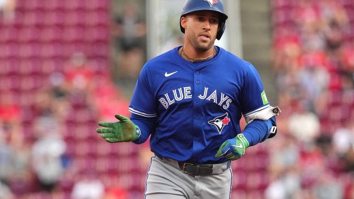 MLB: George Springer is on Fire, Matching Records of Yankees Legends ...