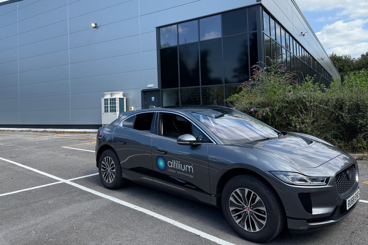 British firm joins Jaguar Land Rover to create UK’s first electric car ...