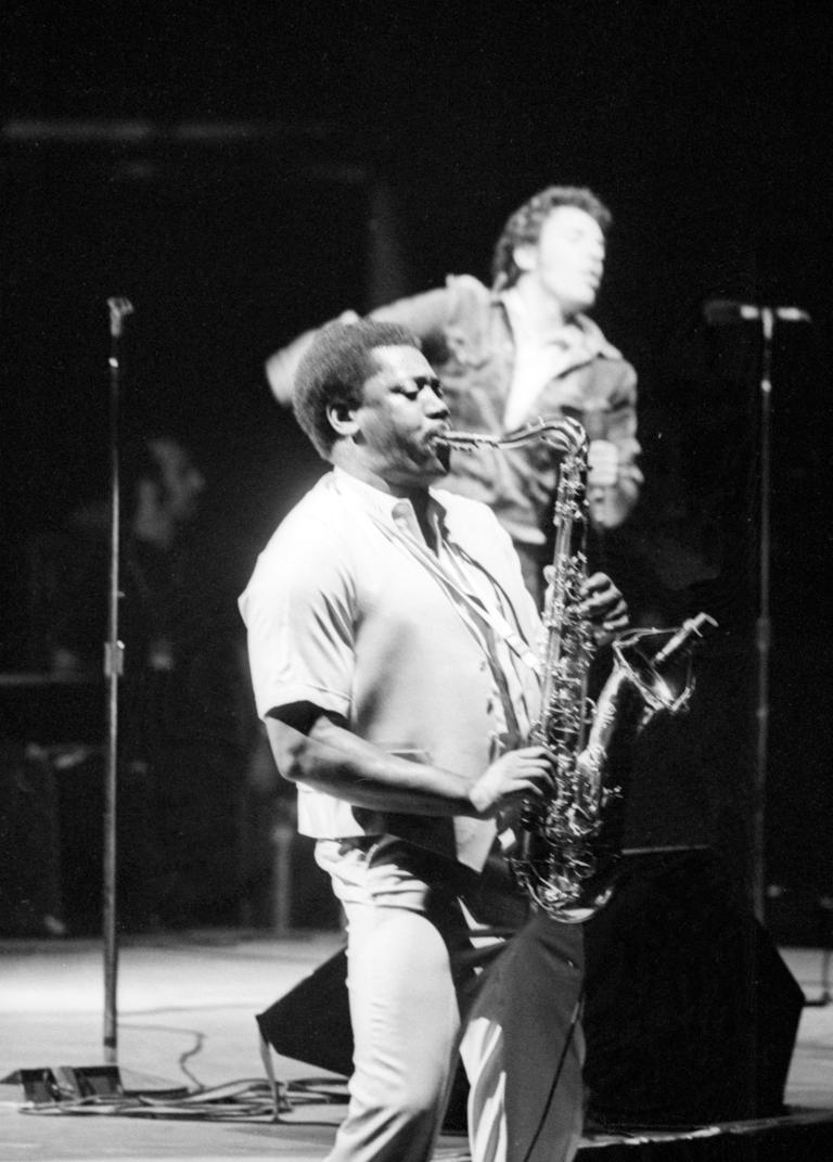 Clarence Clemons visits kids in Kentucky who love the Big Man (1978)
