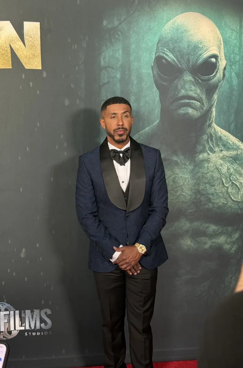 Marques Houston & Chris Stokes Premiere New Sci-Fi Film ‘Run’ | PicsVideo