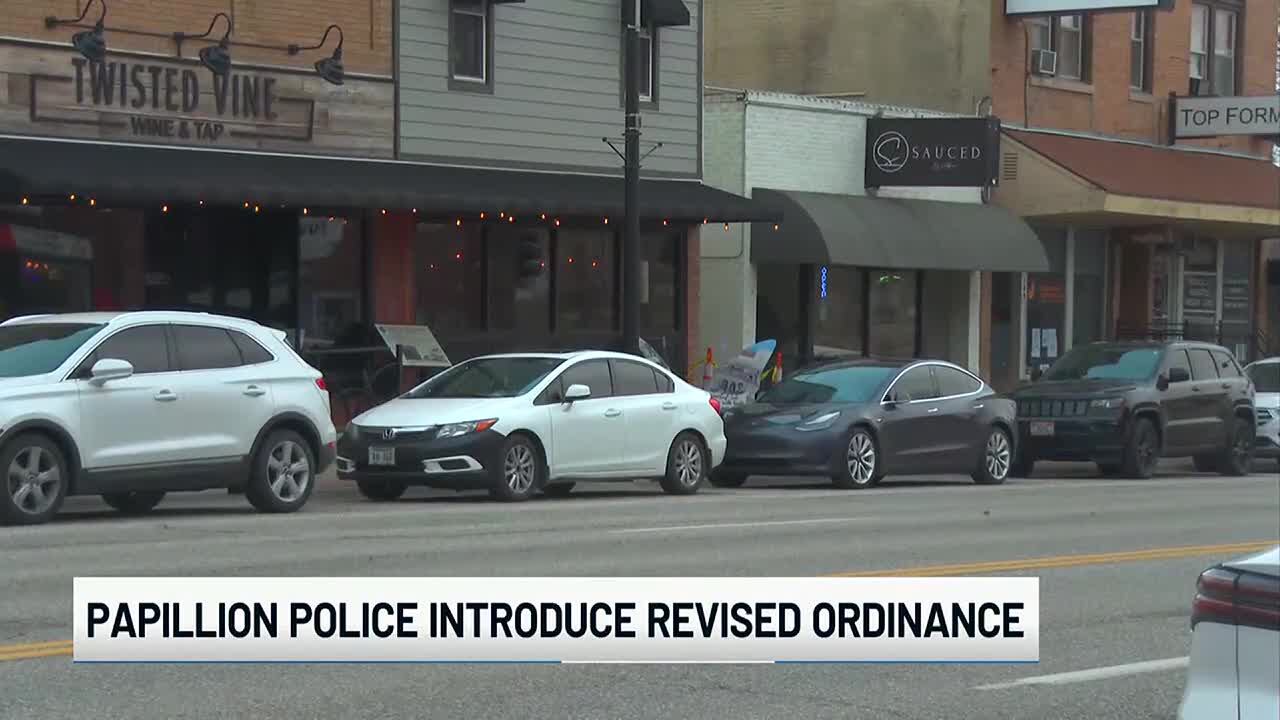 Papillion considers new noise ordinance, curfew hours for teens