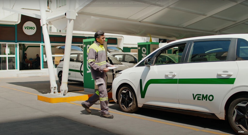 VEMO traerá a México más de 50,000 taxis eléctricos chinos tras ...