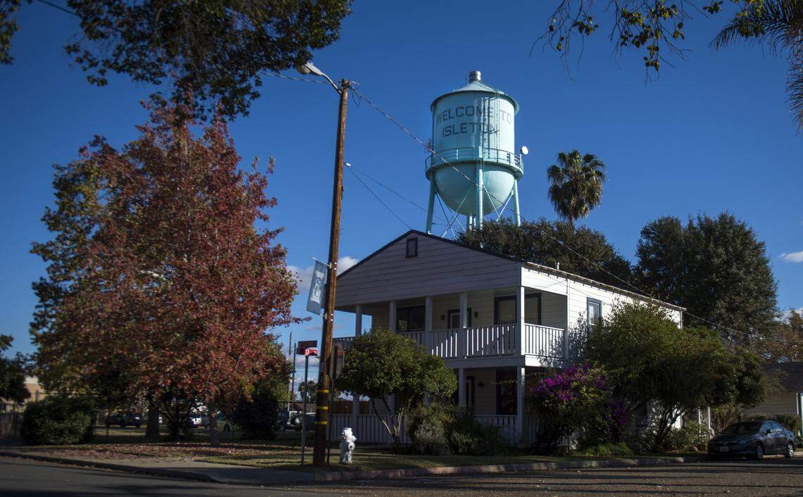 Sacramento County extends Isleton police services as mayor vows debt ...