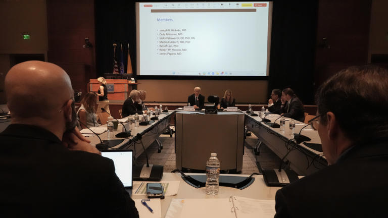 Kennedy prepares to name new vaccine panel members