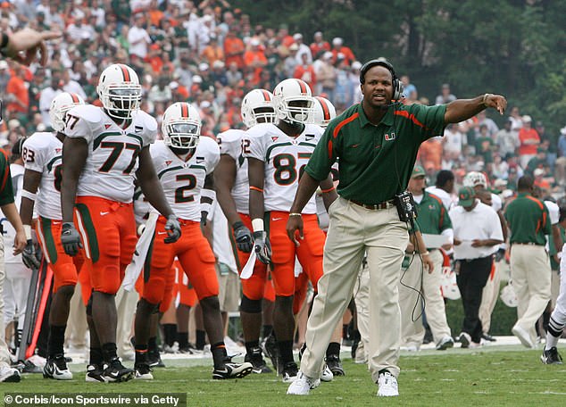 Former NFL star arrested after he accidentally punched his wife at ...