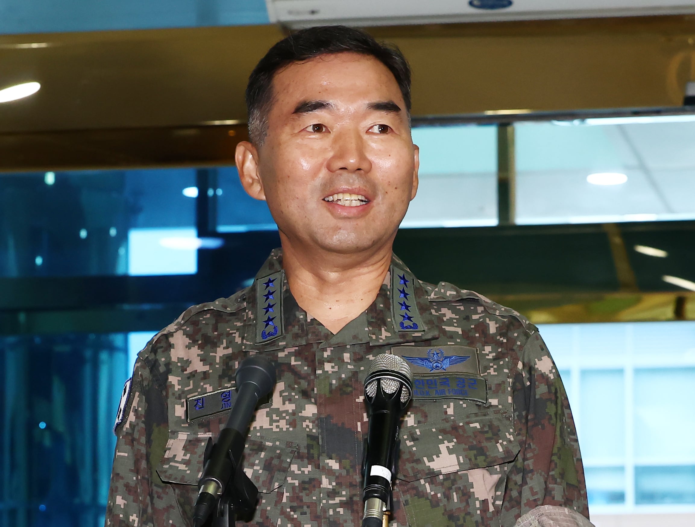 Jin Young-seung's 'border' remark sparks controversy over MDL reference