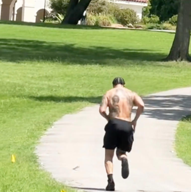 Drake addresses plastic surgery rumors after BBL and ‘fake’ six-pack ...