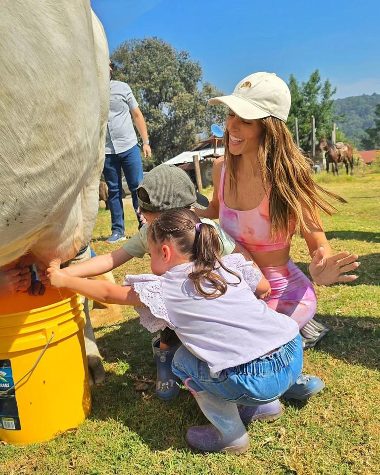 Claudia Álvarez y Billy Rovzar celebran con una gran fiesta el ...