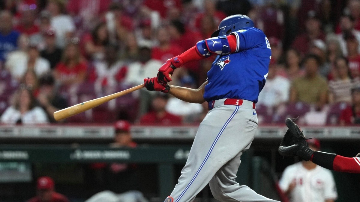 MLB: Blue Jays Tie Record with Home Runs by Vladimir Guerrero Jr and ...