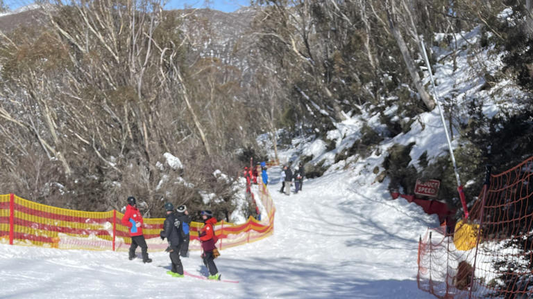 Skier dies at Thredbo weeks after snowboarder's death at Perisher