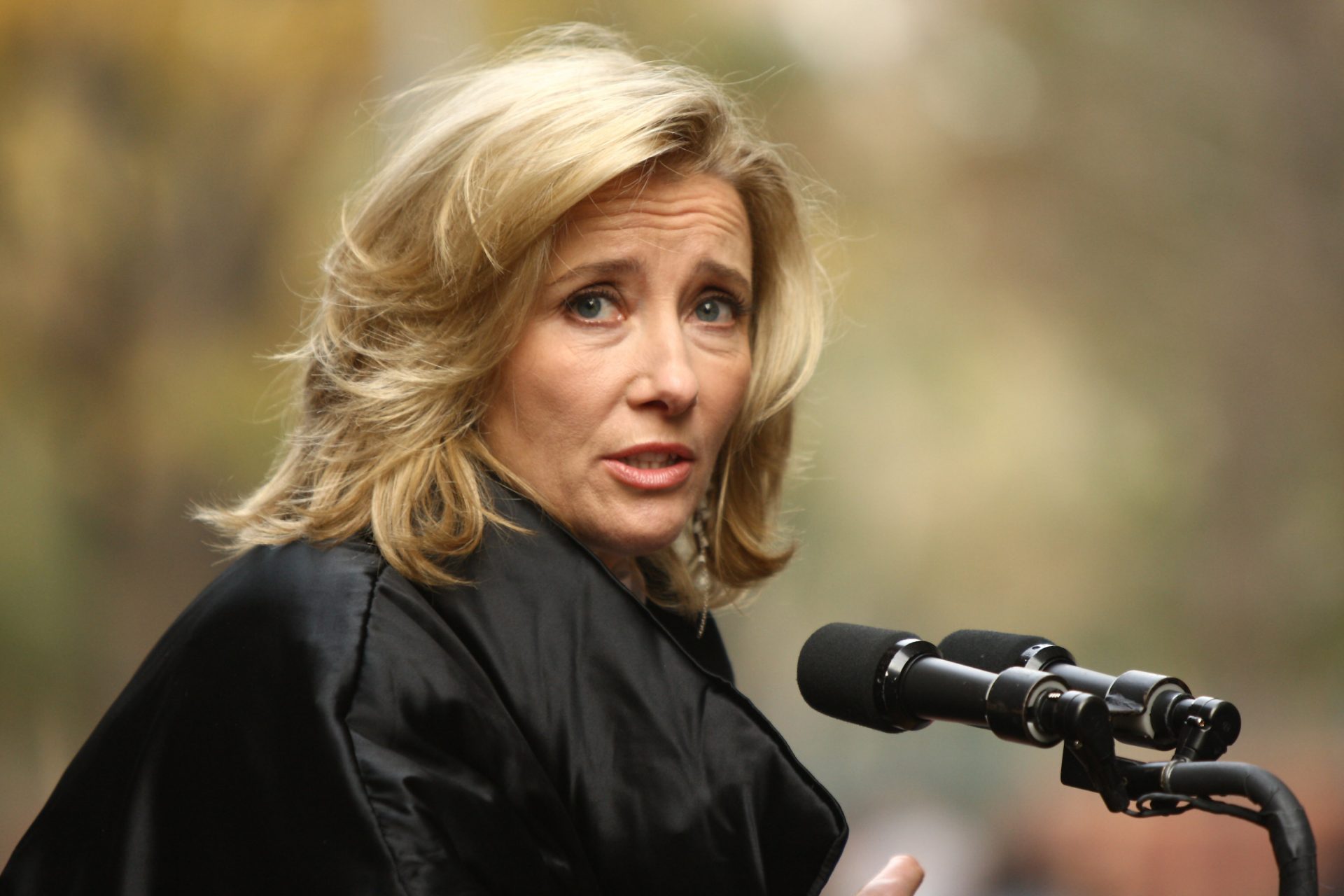 Donald Trump asked Emma Thompson out on the day of her divorce