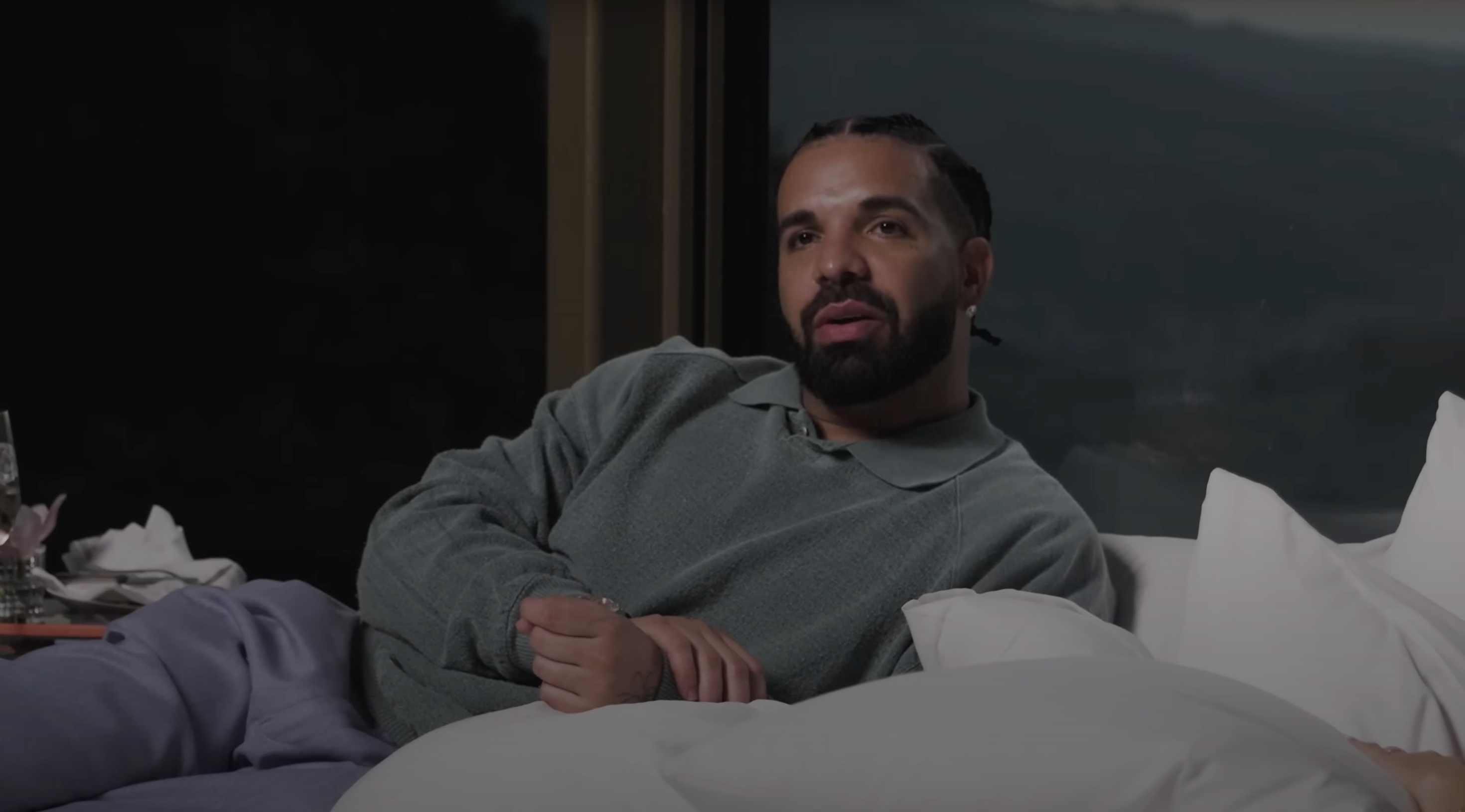 Drake addresses plastic surgery rumors after BBL and ‘fake’ six-pack ...