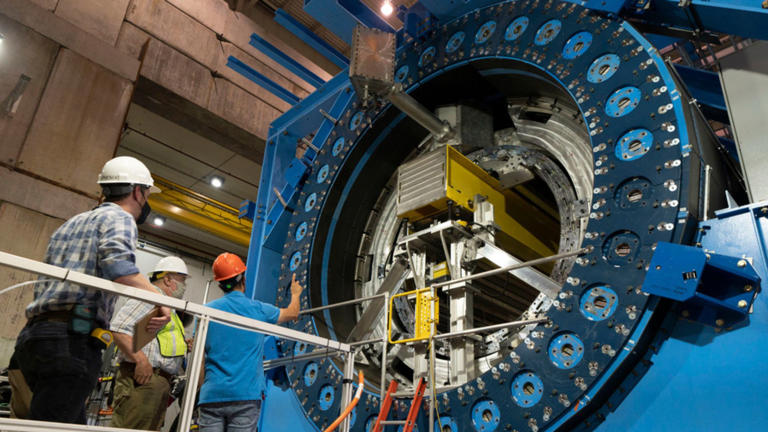 sPHENIX particle detector clears key test to unlock secrets of Big Bang ...