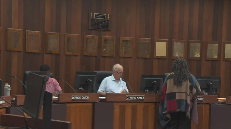 Evansville Parks board reviews bid for Mesker Amphitheater rehabilitation