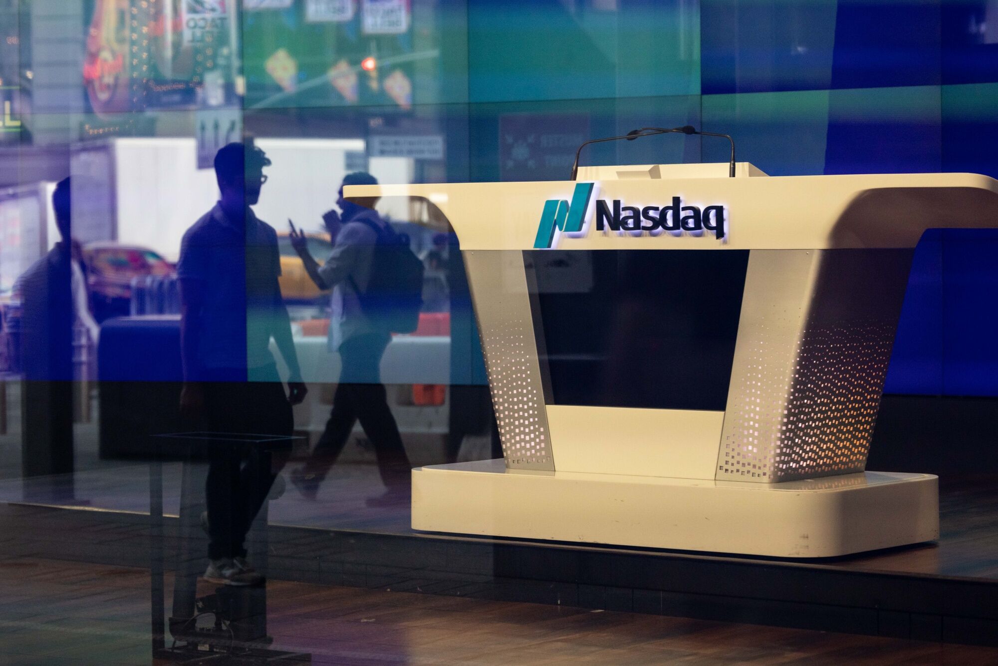 Nasdaq Revamps Listing Rules for Small IPOs, Chinese Firms