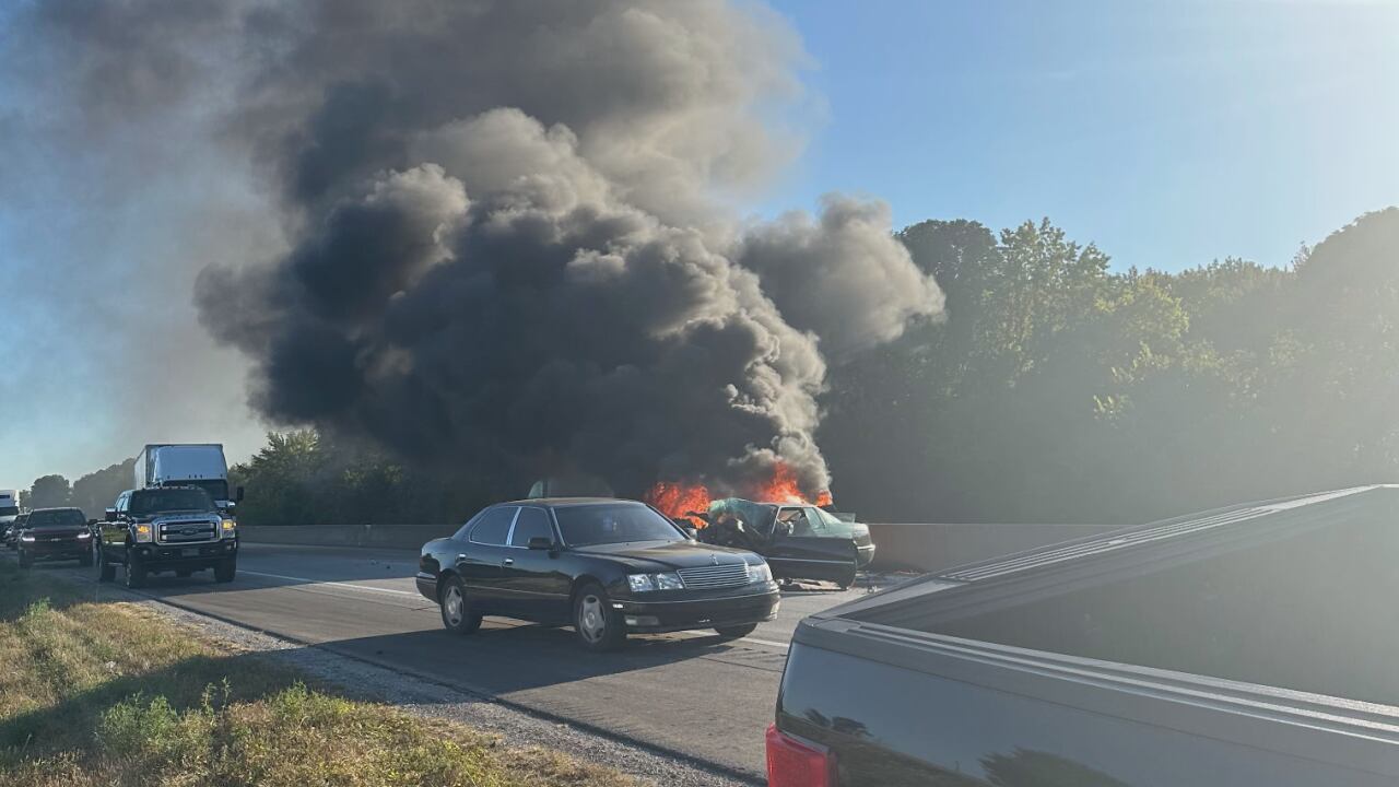 Man recalls rescue efforts following fatal I-65 collision